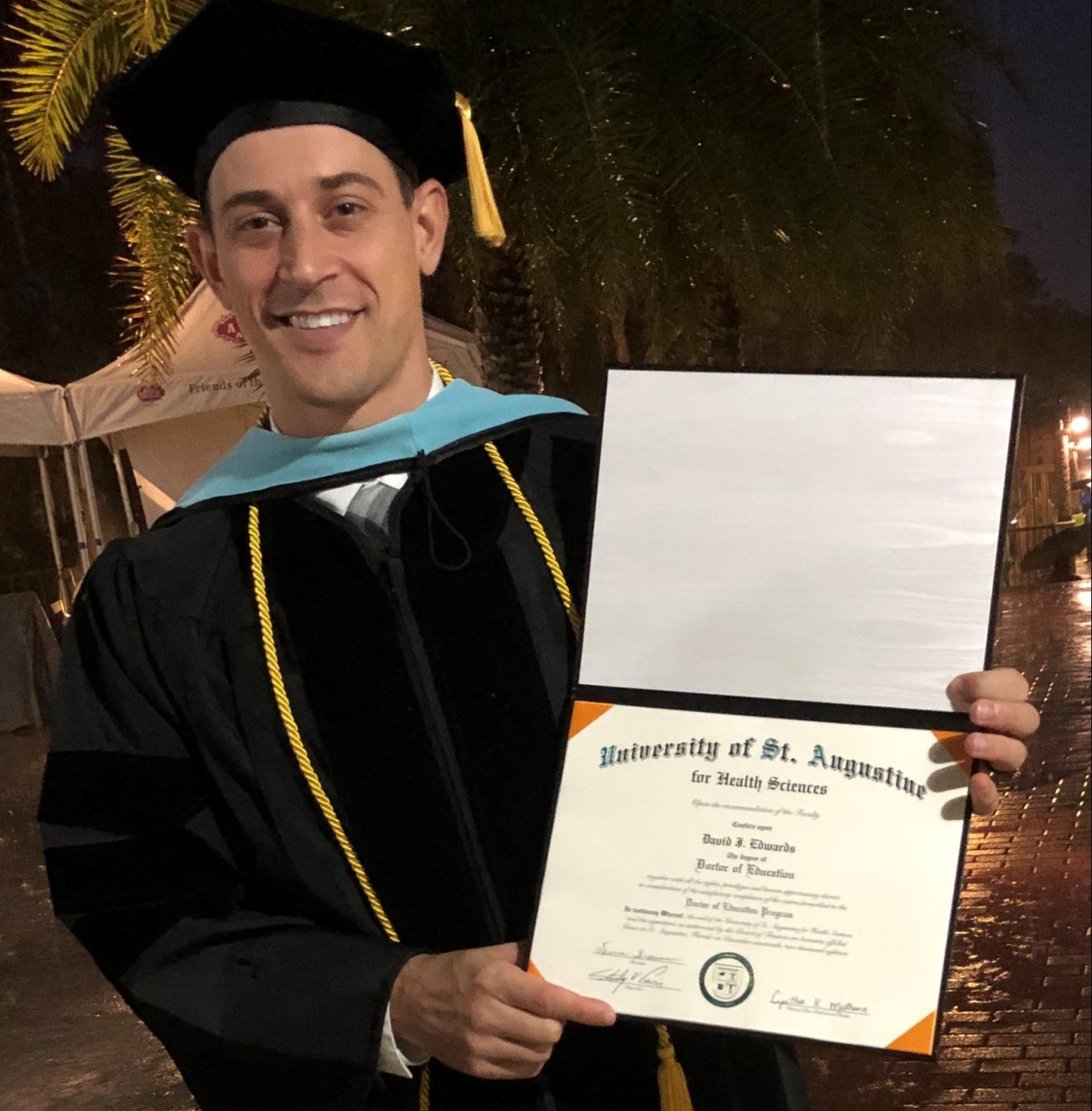 EdD Graduate Awarded Outstanding Student Achievement Award | USAHS