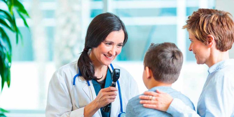 Nurse Practitioner vs Physician Assistant: Key Differences