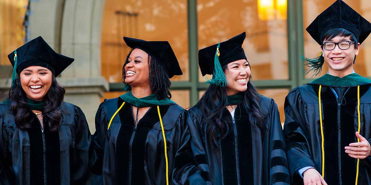 Alumni Association News and Benefits | USAHS