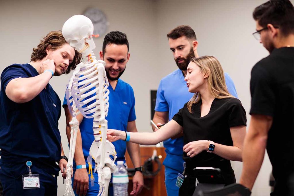 Launch Your PT Career Sooner: Earn Your DPT at USAHS! | USAHS